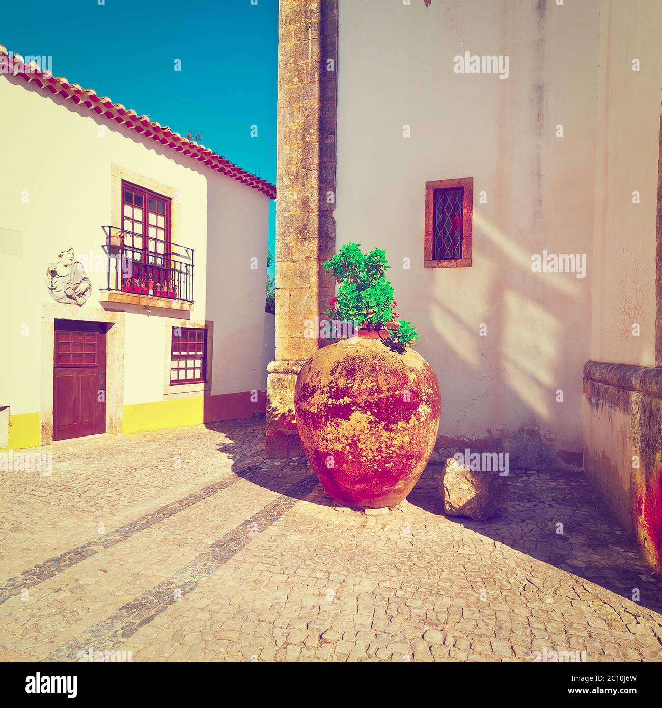 Antica anfora medievale immagini e fotografie stock ad alta risoluzione ...