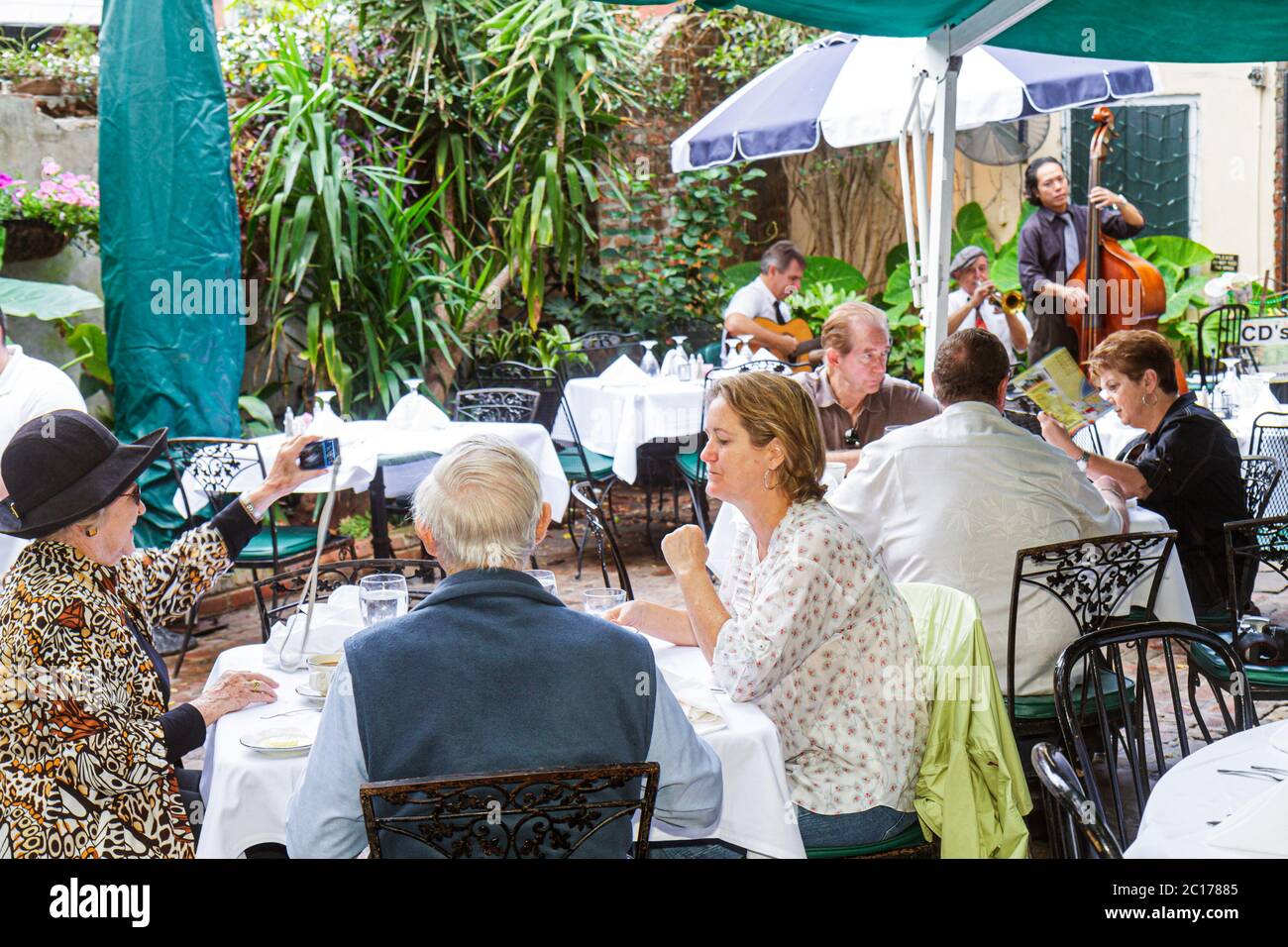 Jazz brunch buffet cucina creola ristorante storico immagini e ...