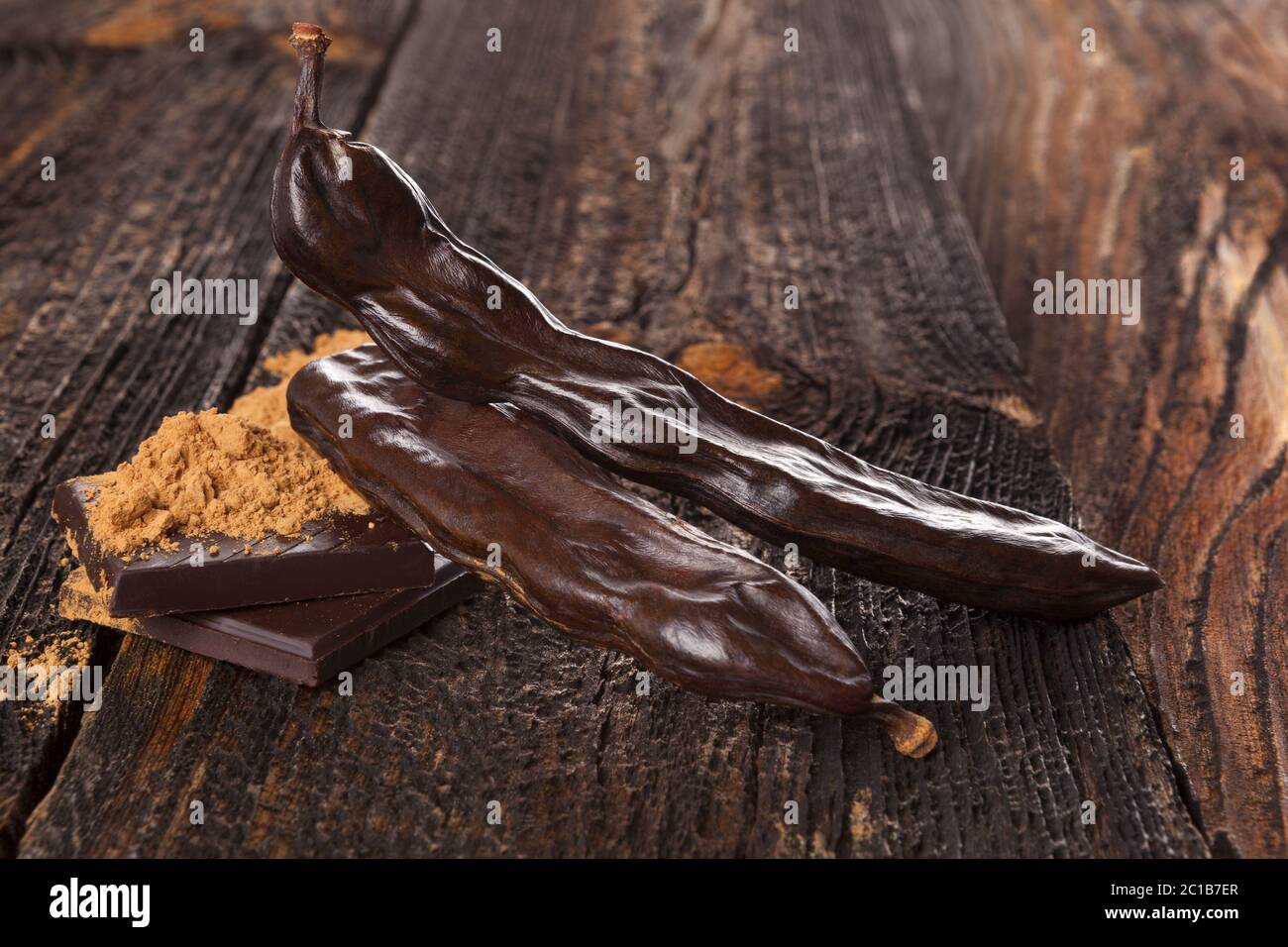 Farina di carruba immagini e fotografie stock ad alta risoluzione - Alamy
