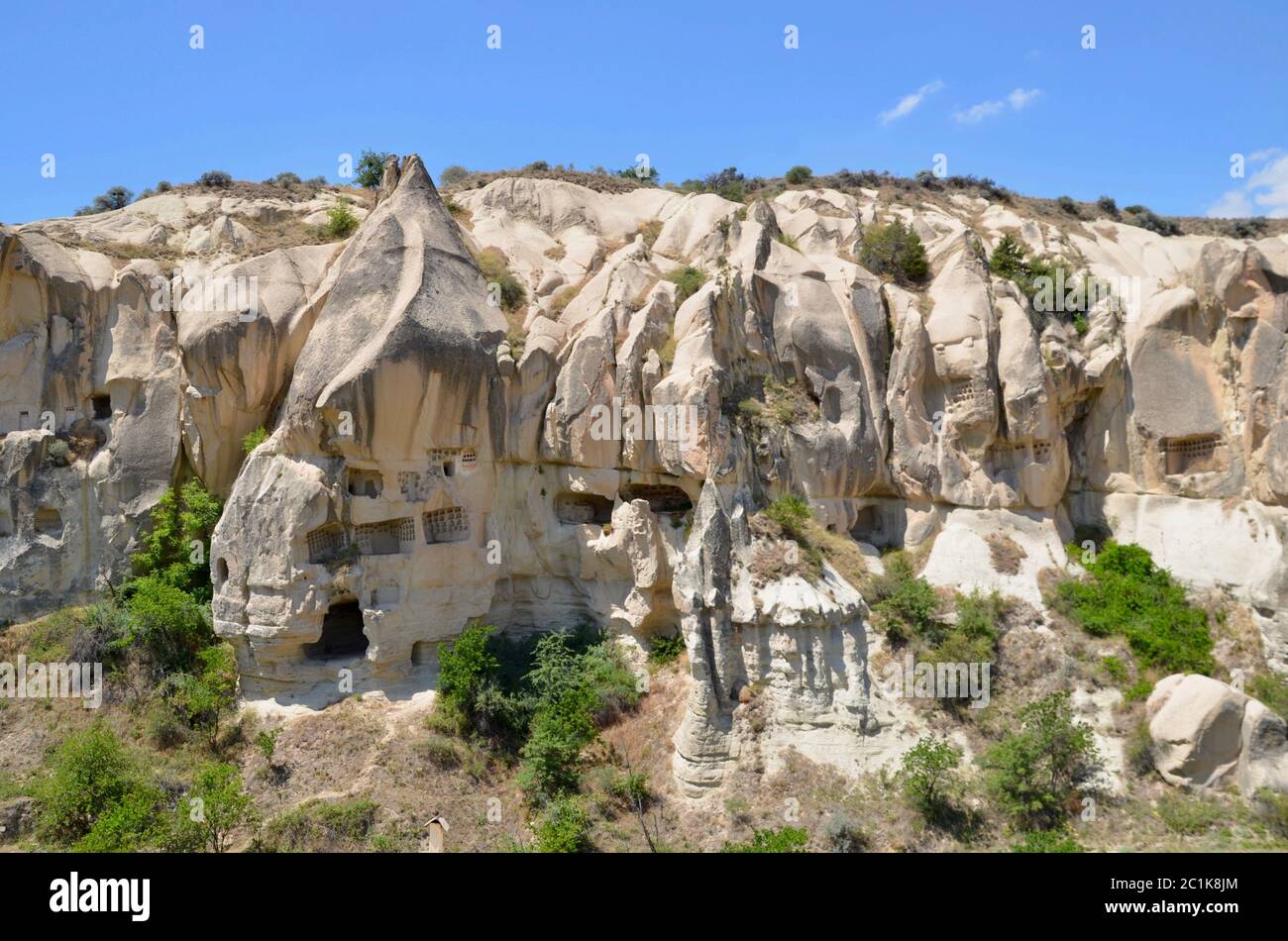 Statua di Santa Sofia a Sofia, Bulgaria. La statua si erge dove una ...