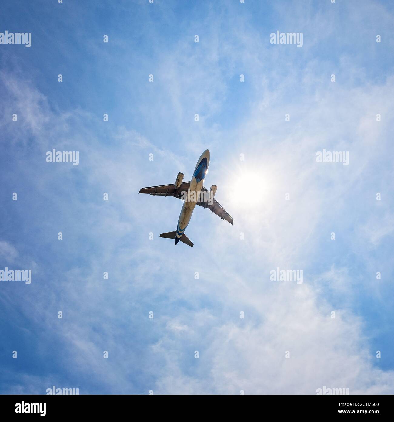 Getto sotto le nuvole immagini e fotografie stock ad alta risoluzione ...