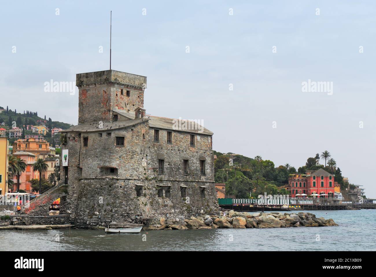 Castello di rapallo immagini e fotografie stock ad alta risoluzione - Alamy