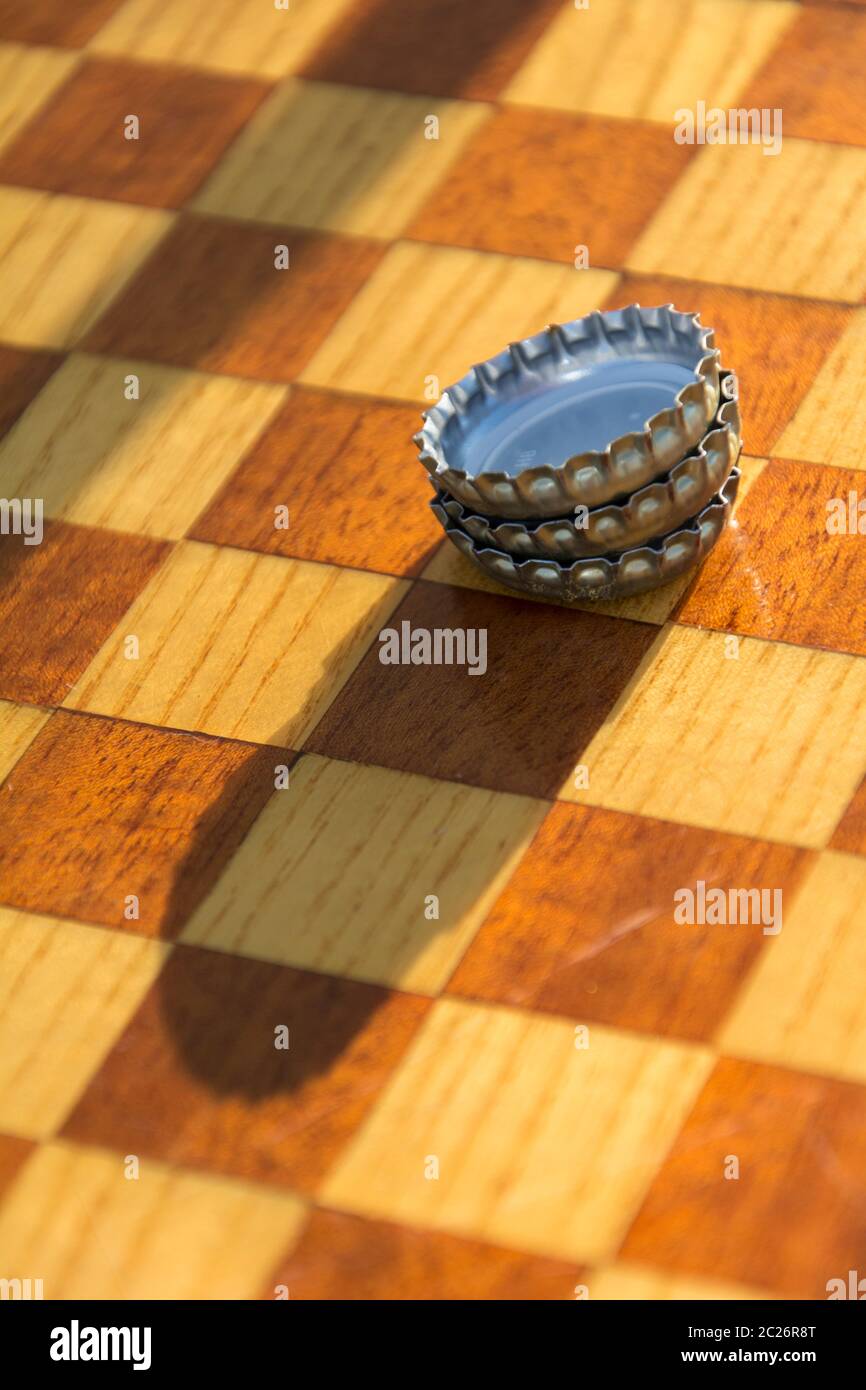 Scacchiera rotonda immagini e fotografie stock ad alta risoluzione - Alamy