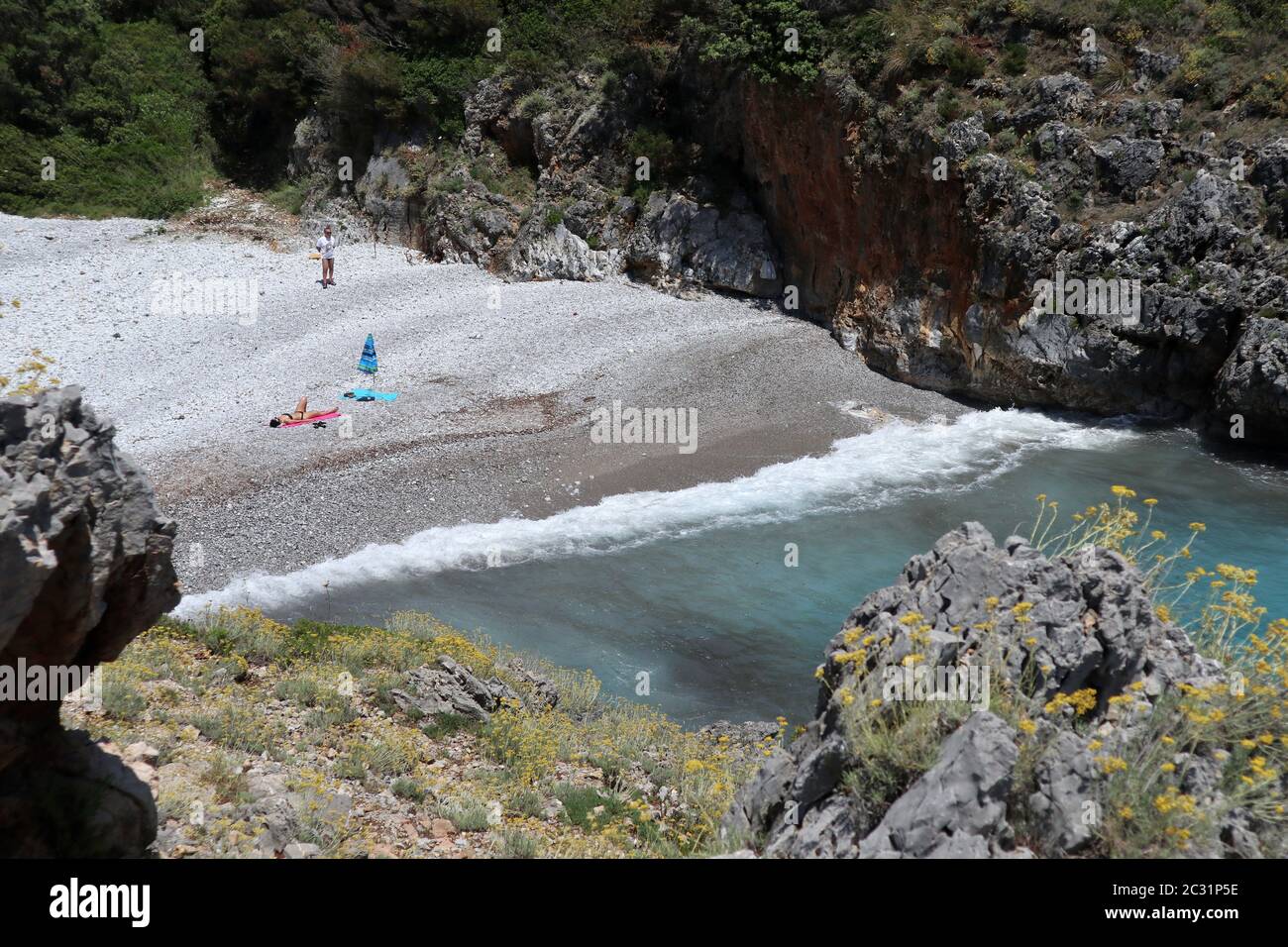 Cala bianca cilento immagini e fotografie stock ad alta risoluzione - Alamy