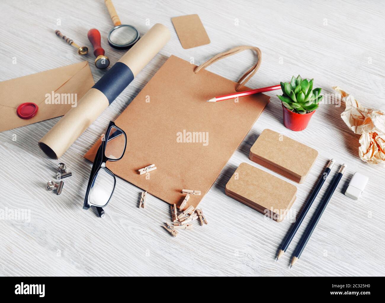 Timbro di co branding immagini e fotografie stock ad alta risoluzione - Alamy