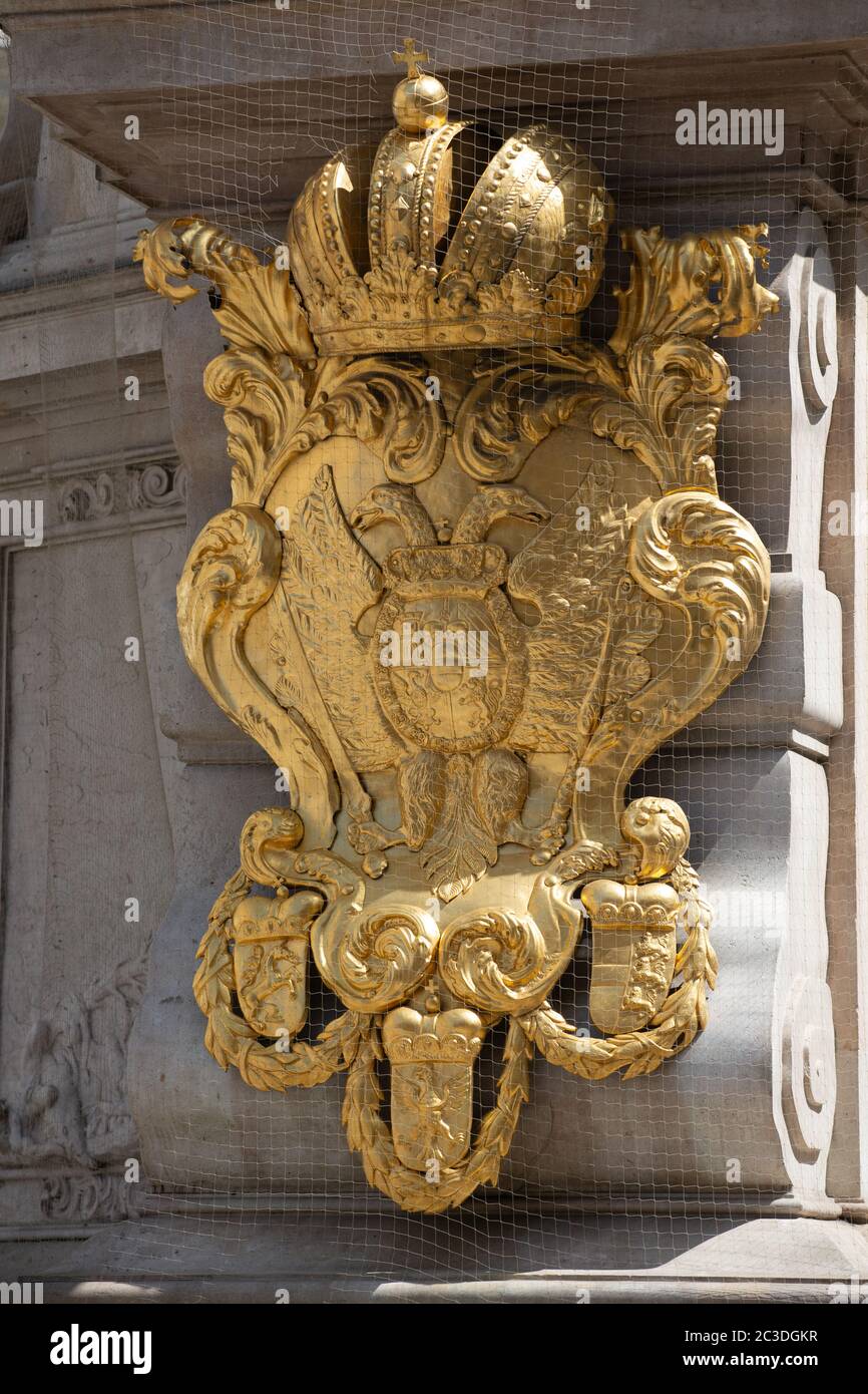 Stemma nobiliare colonna immagini e fotografie stock ad alta ...