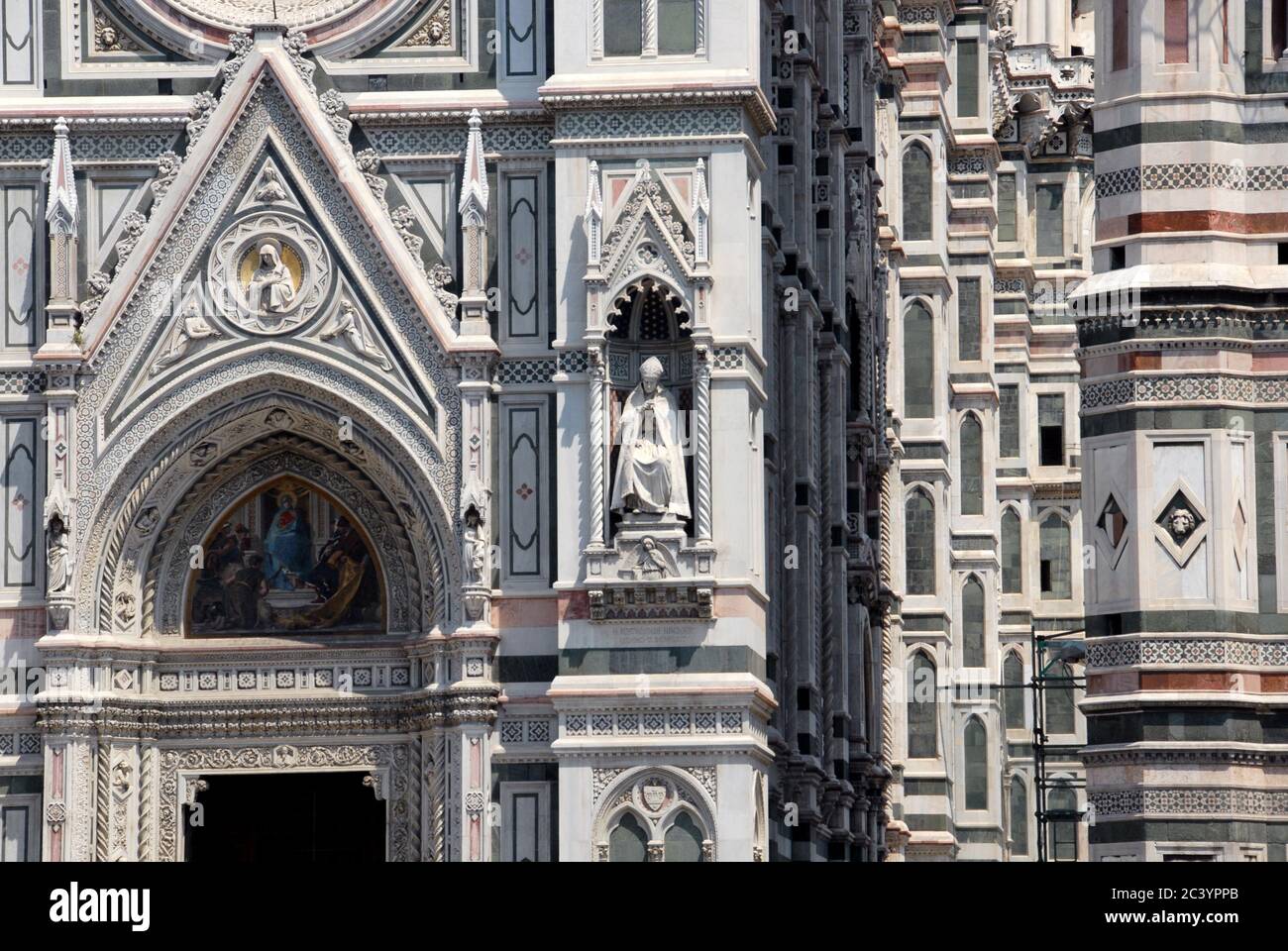 La Cattedrale di Santa Maria del Fiore è un simbolo di Firenze con la ...
