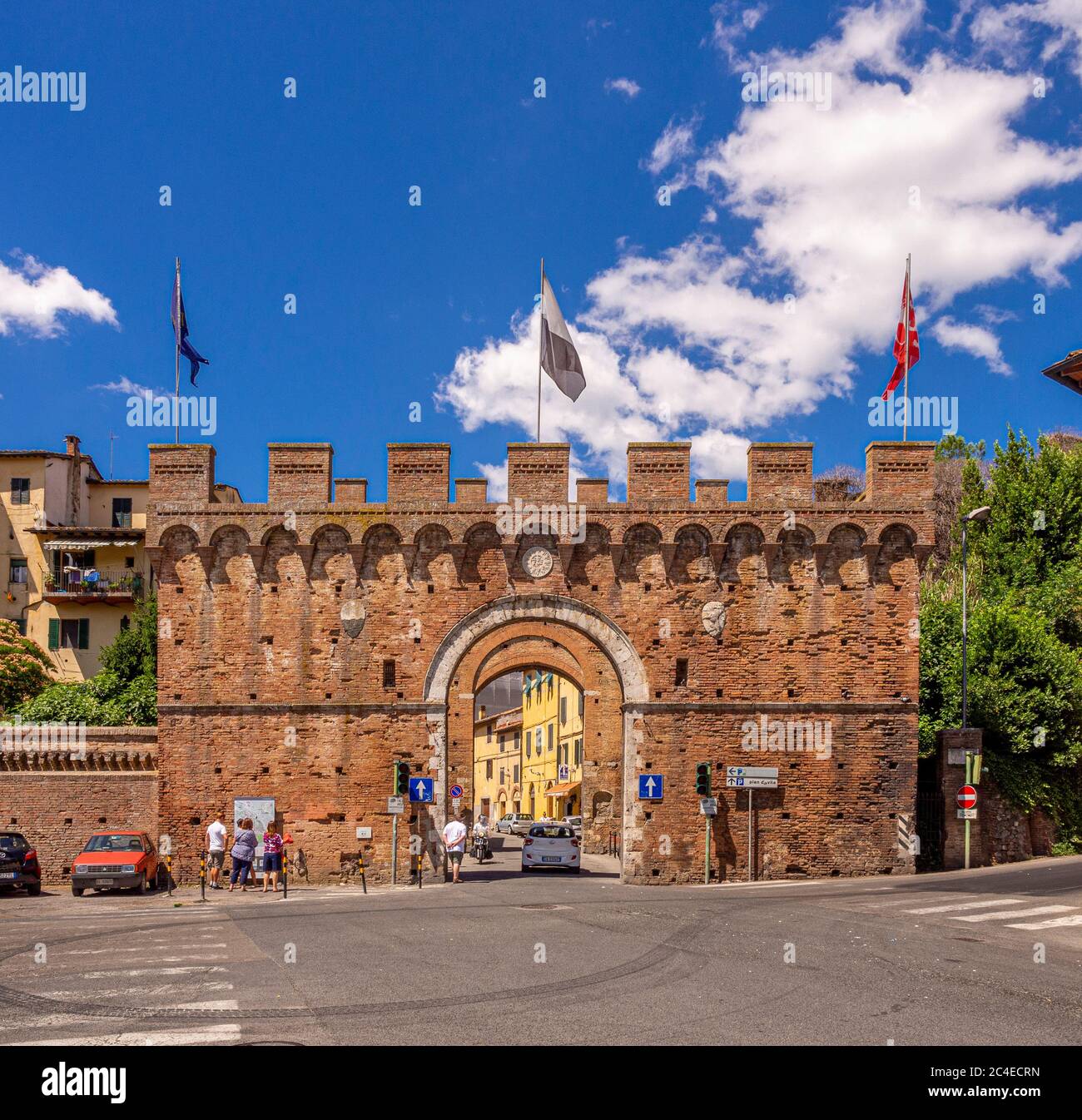 Ingresso medievale a siena immagini e fotografie stock ad alta ...