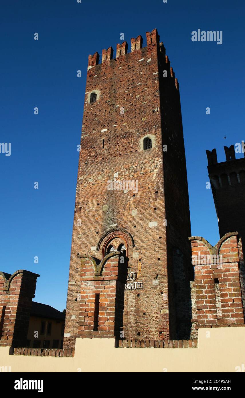 Carimate (Como), Lombardia, Italia. Il castello di Carimate fu ...