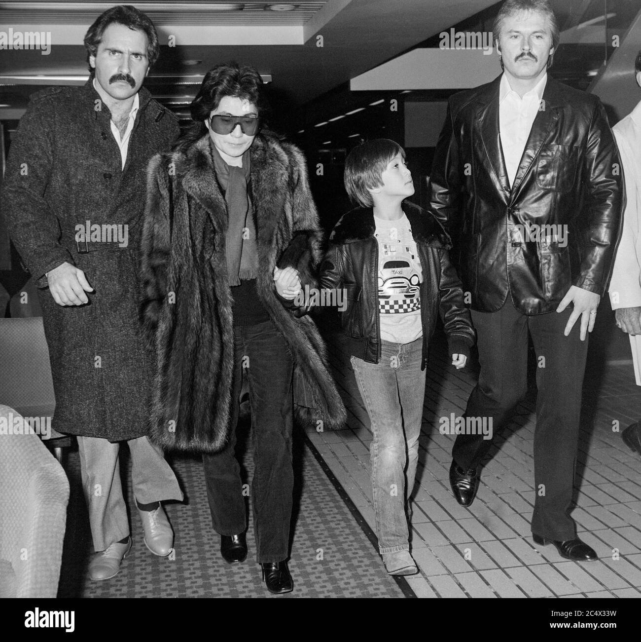 Yoko Ono vedova di beatle leggenda John Lennon e il loro figlio Sean ...