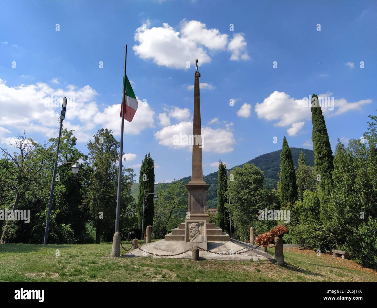 Tomba petrarca immagini e fotografie stock ad alta risoluzione - Alamy