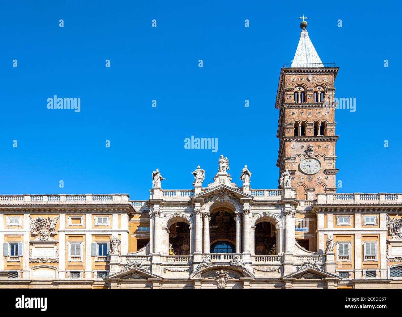 Basilica Roma Campanile Immagini e Fotos Stock - Alamy