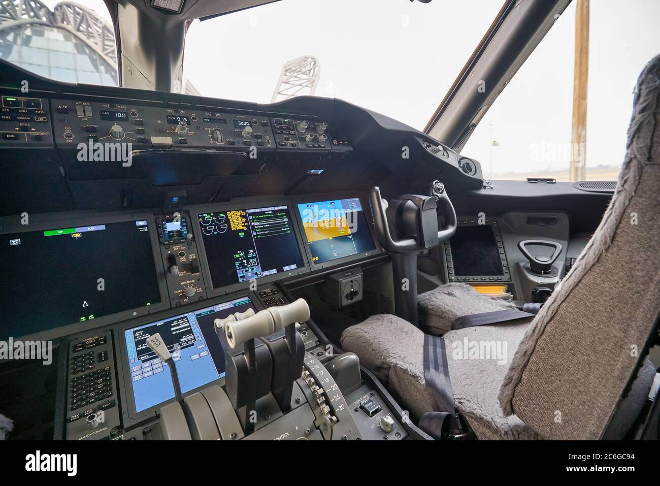 Boeing 787 dreamliner cockpit controls immagini e fotografie stock ad ...