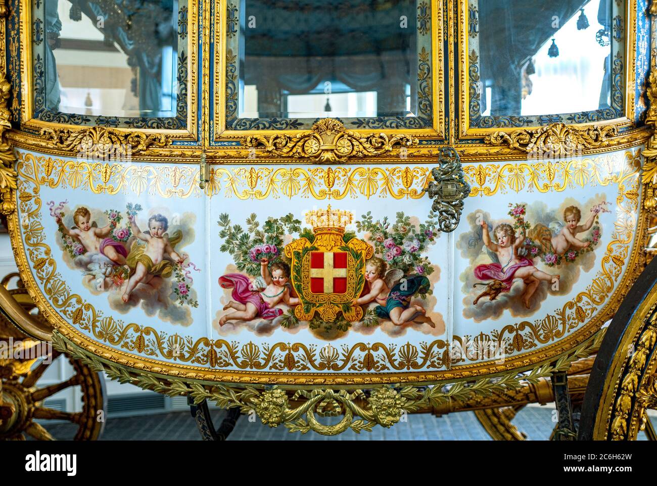 Antiche Carrozze Reali Nel Palazzo Del Quirinale Immagini e Fotos Stock ...