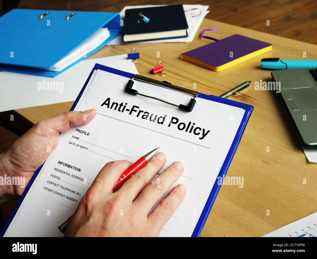 Anti fraud immagini e fotografie stock ad alta risoluzione - Alamy