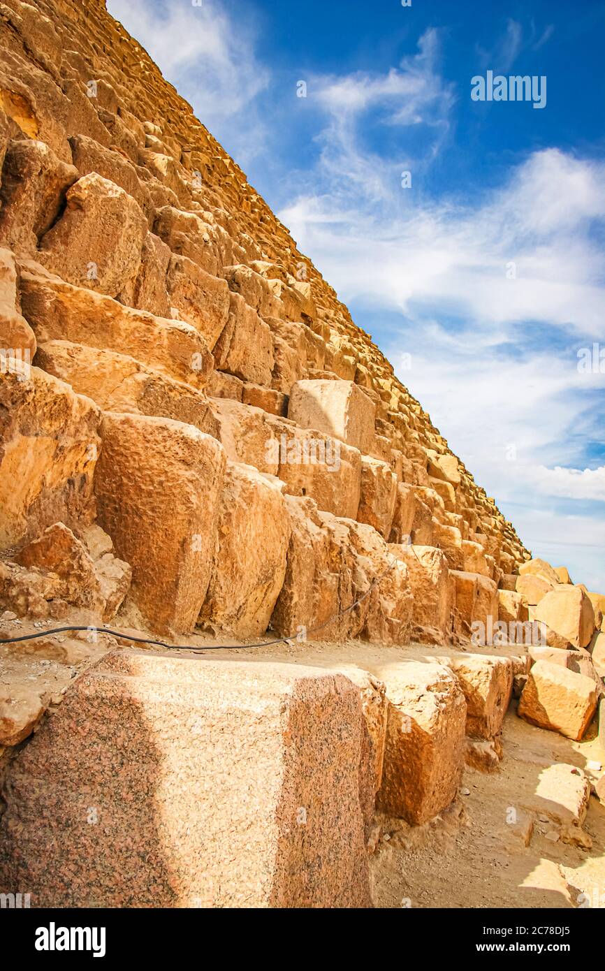 Piramide di chefren immagini e fotografie stock ad alta risoluzione - Alamy