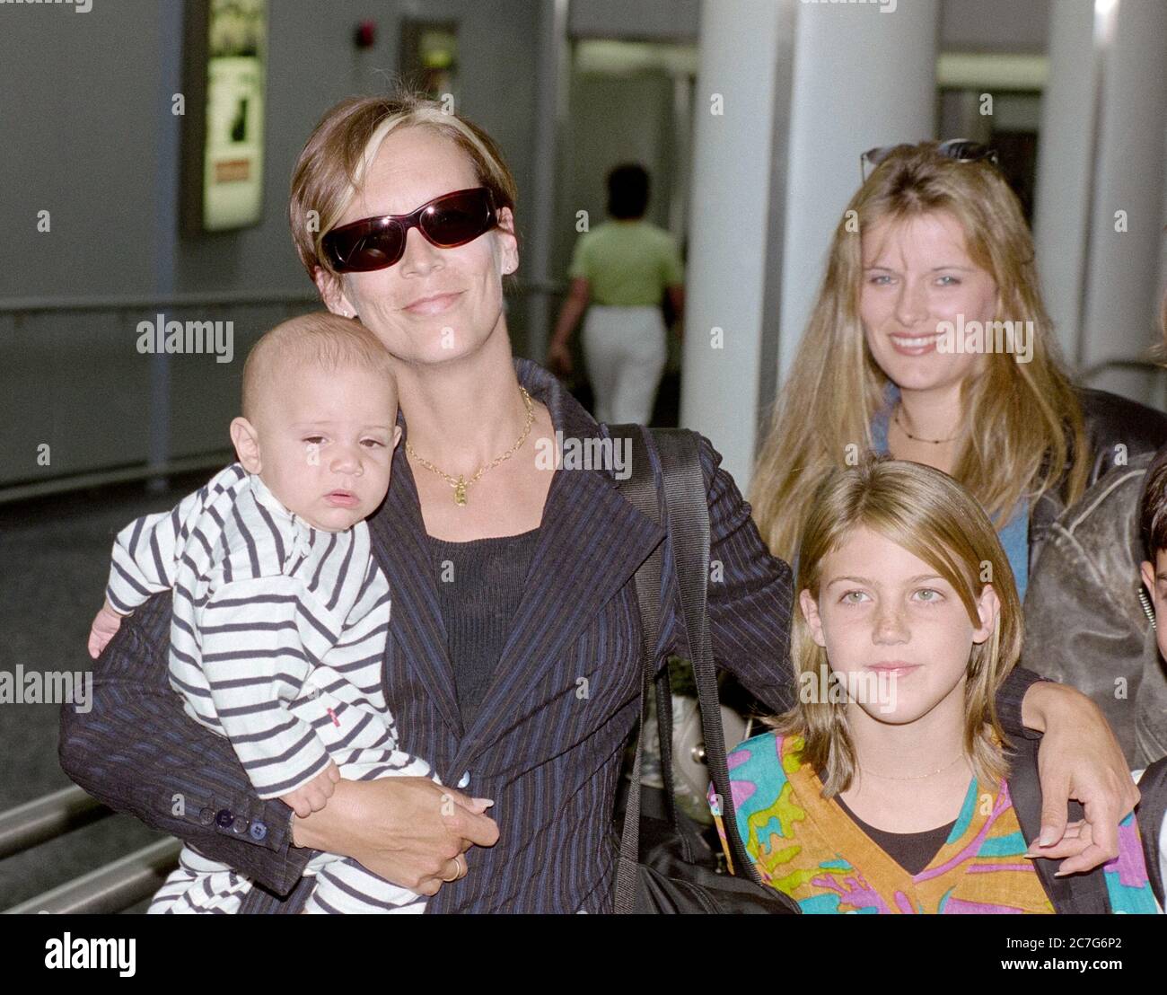 L'attrice americana Jamie Lee Curtis con i suoi due figli Annie e il ...
