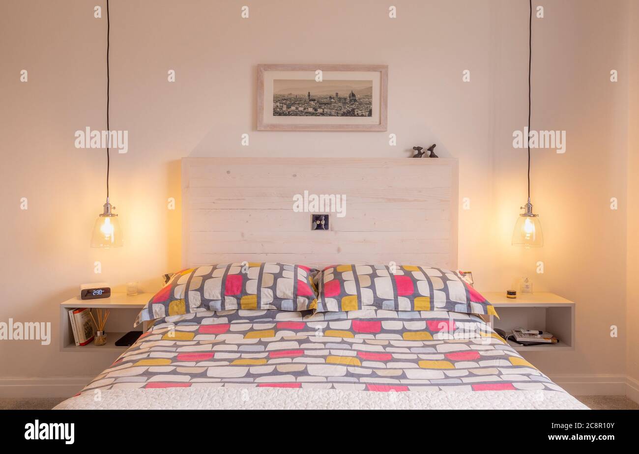 Luci della camera da letto immagini e fotografie stock ad alta ...