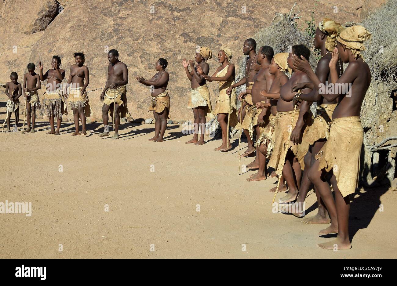 Namibia africa damara tribe traditional immagini e fotografie stock ad ...
