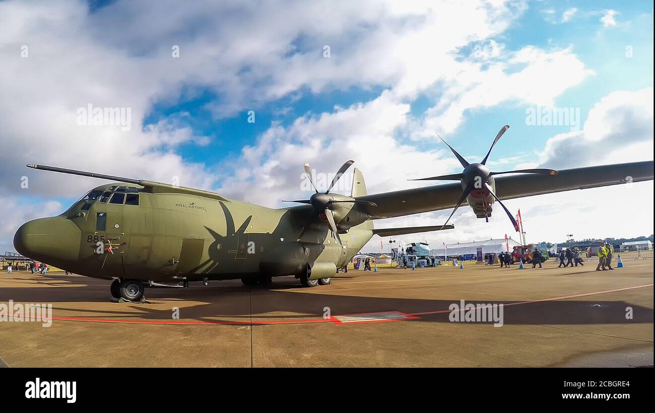 Aeronautica americana lockheed c 130 hercules aereo da trasporto ...