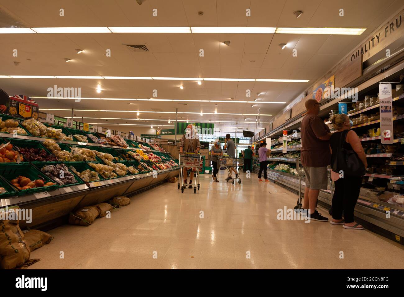 Dentro morrisons immagini e fotografie stock ad alta risoluzione - Alamy