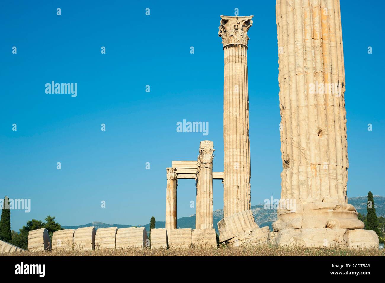 Tempio di zeus olimpico di atene immagini e fotografie stock ad alta ...