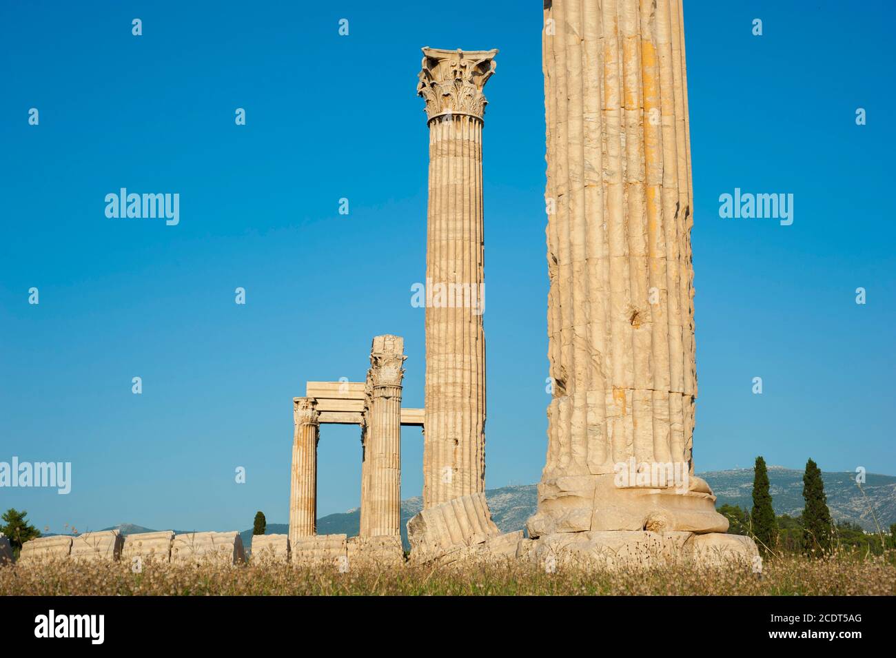 Tempio di zeus olimpico di atene immagini e fotografie stock ad alta ...