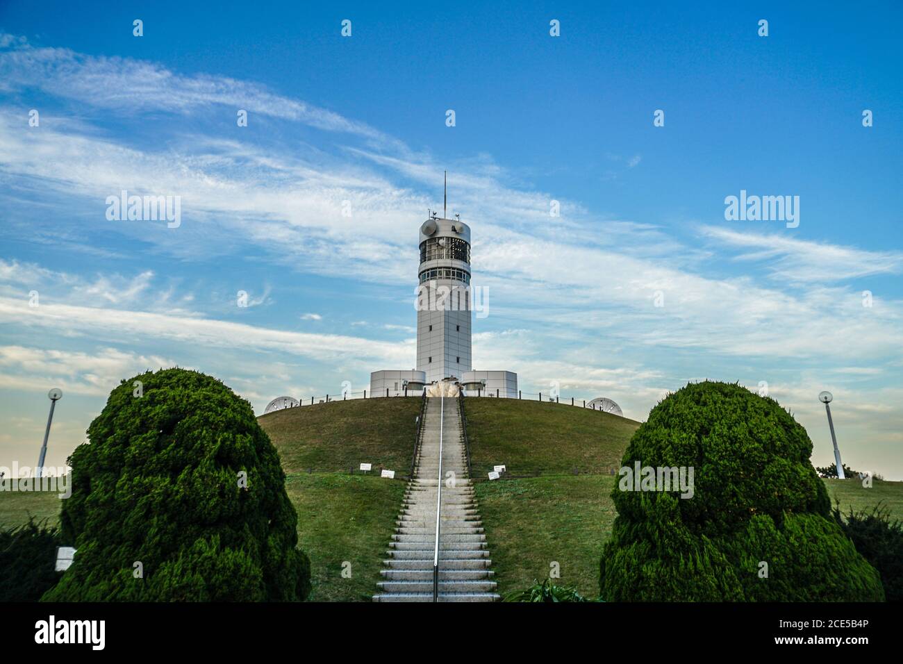 Le scale della Torre di simbolo del Porto di Yokohama e la sera Foto ...