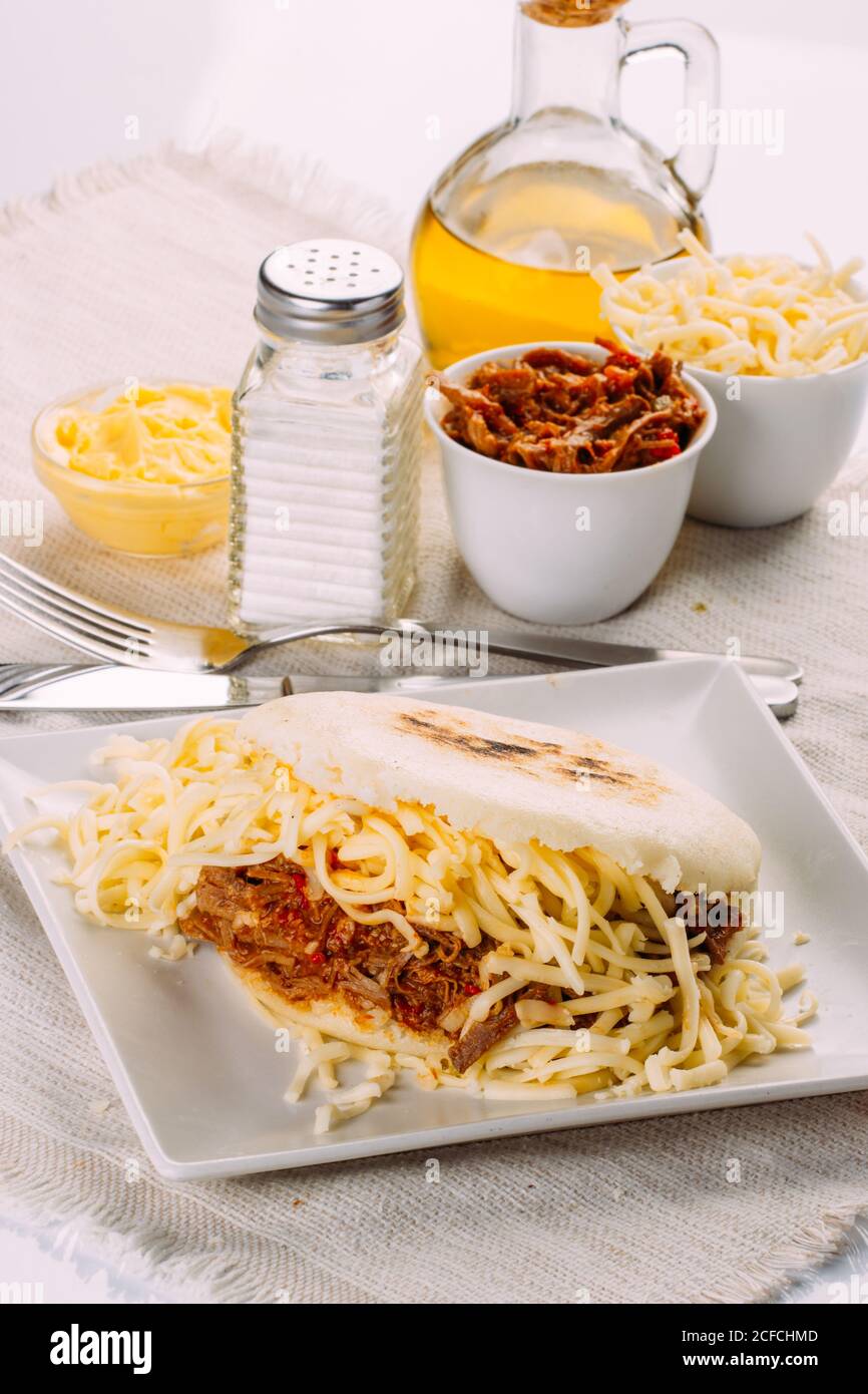Arepa venezuela immagini e fotografie stock ad alta risoluzione - Alamy
