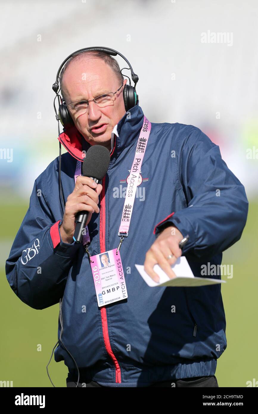 Corrispondente di cricket di bbc immagini e fotografie stock ad alta ...