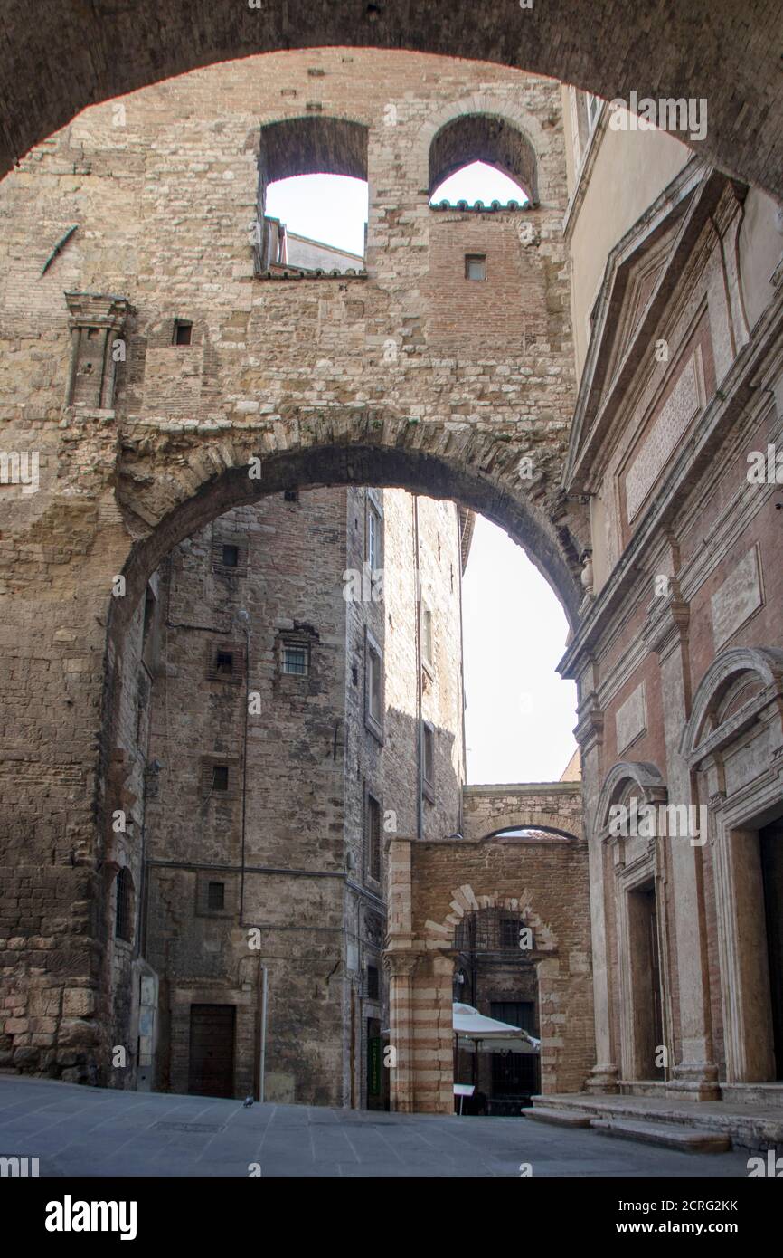 Centro storico di perugia immagini e fotografie stock ad alta ...