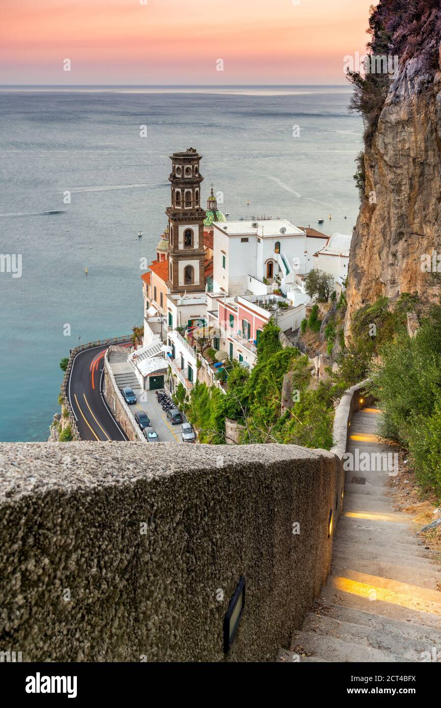 Foto costiera amalfitana immagini e fotografie stock ad alta risoluzione - Alamy