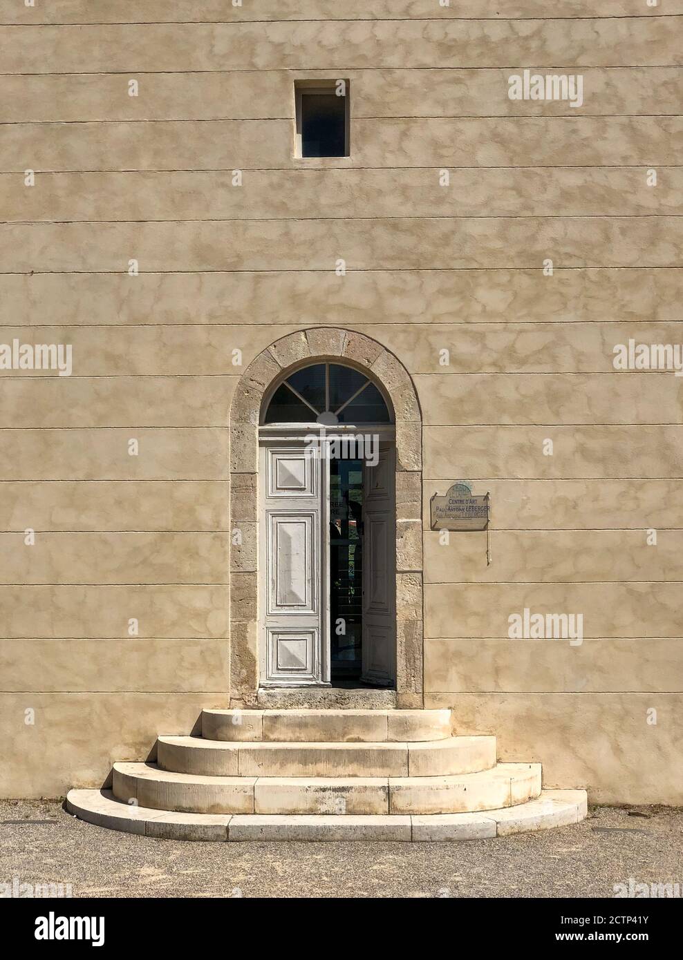 Stucco della porta immagini e fotografie stock ad alta risoluzione - Alamy