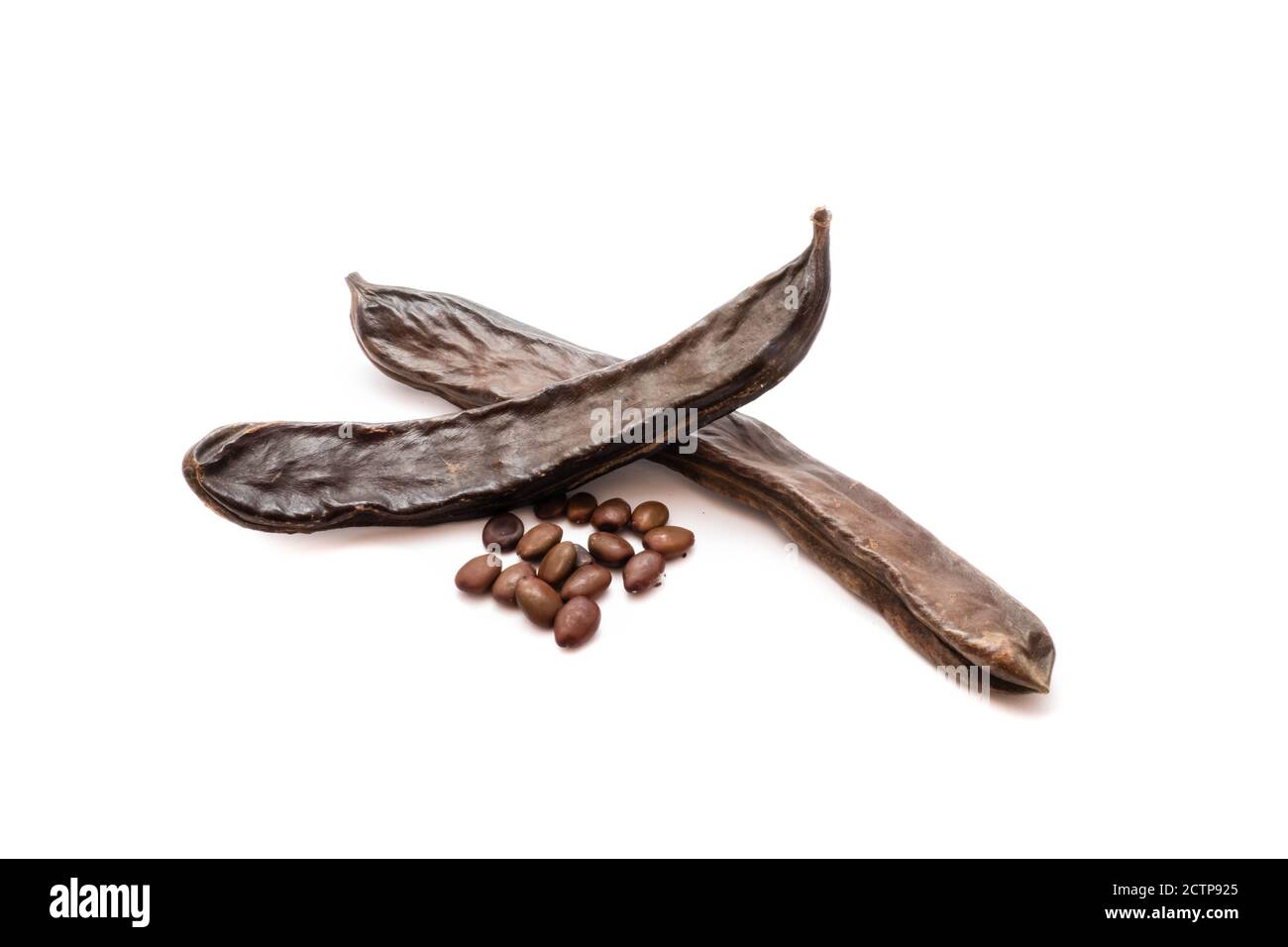 Frutti di carruba maturi immagini e fotografie stock ad alta ...