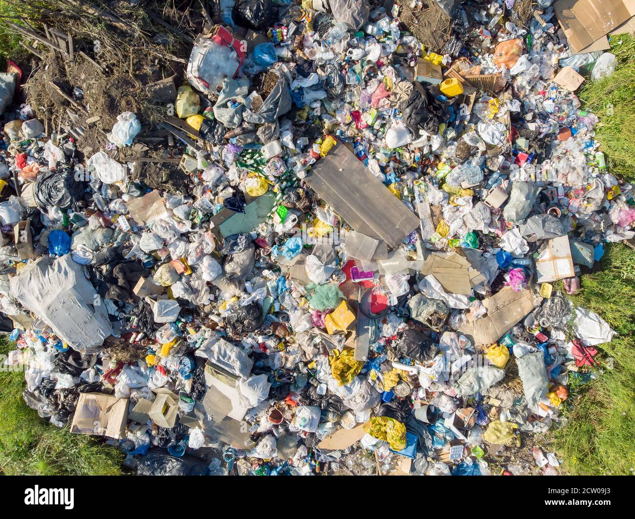 Inquinamento Dei Rifiuti Solidi Immagini e Fotos Stock - Alamy