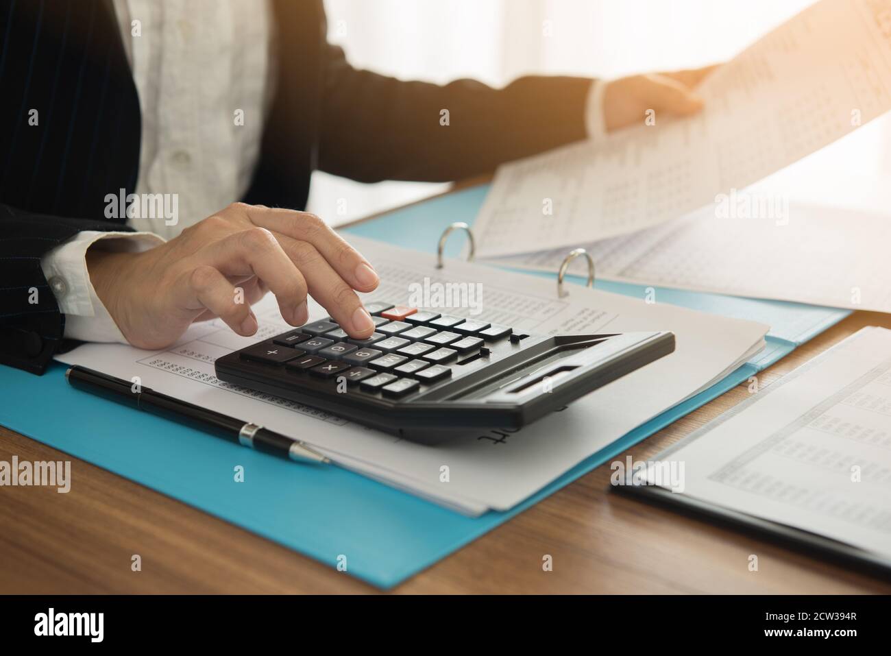 Numeri calcolati immagini e fotografie stock ad alta risoluzione - Alamy