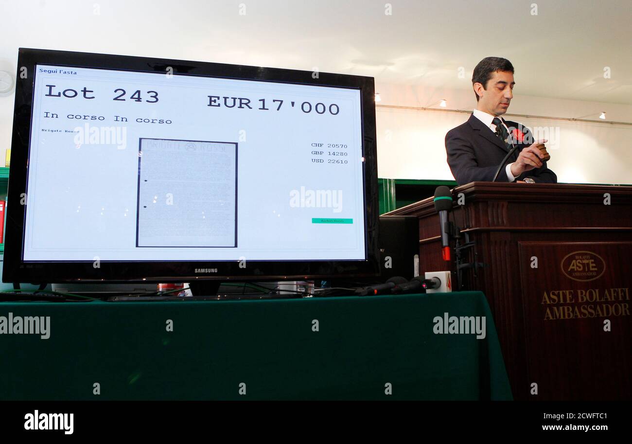 Red brigades italy immagini e fotografie stock ad alta risoluzione - Alamy