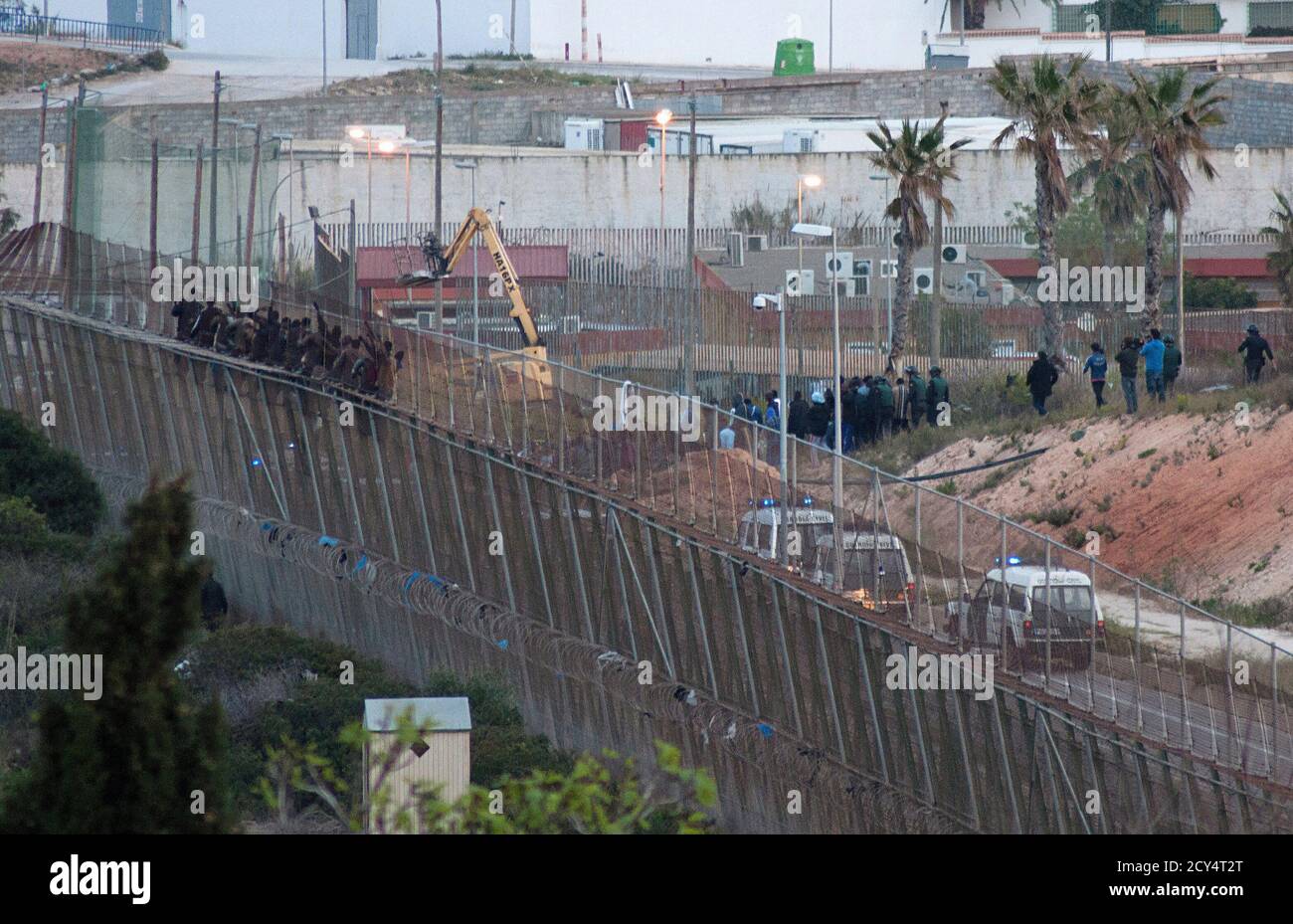 Ceuta border fence Immagini e Fotos Stock - Alamy