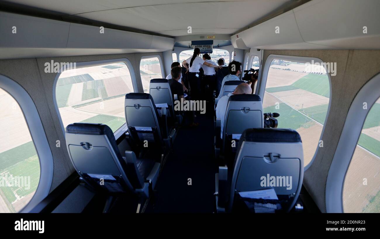 Zeppelin nt immagini e fotografie stock ad alta risoluzione - Alamy