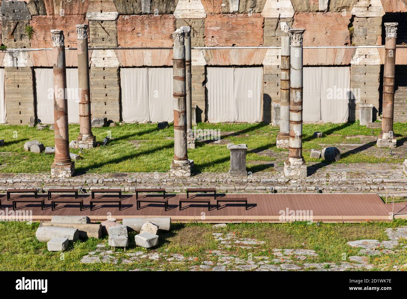 Colonne di epoca romana immagini e fotografie stock ad alta risoluzione ...