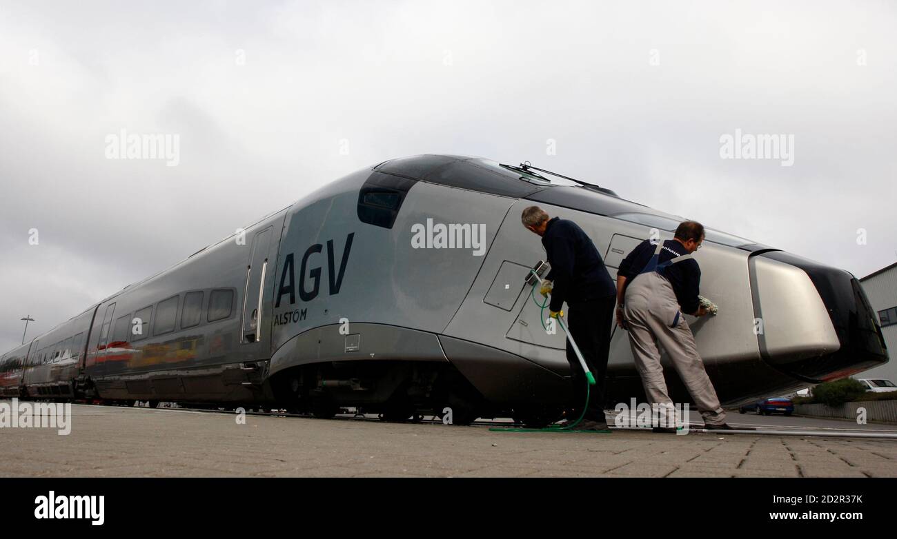 Agv Train Immagini e Fotos Stock - Alamy