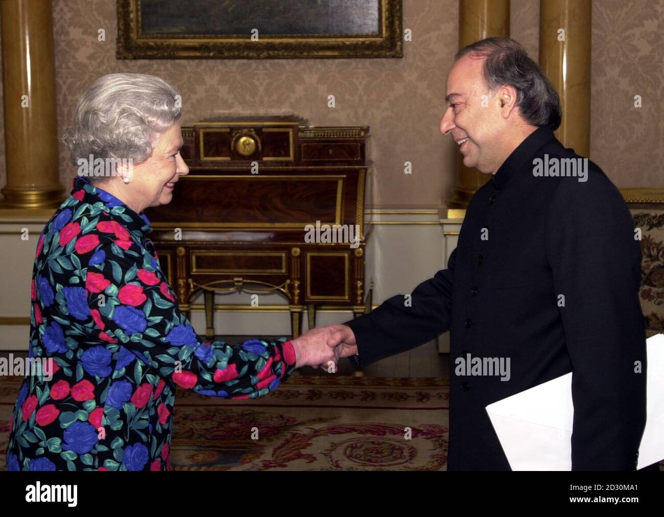 Ha ricevuto la regina elisabetta ii buckingham palace immagini e ...