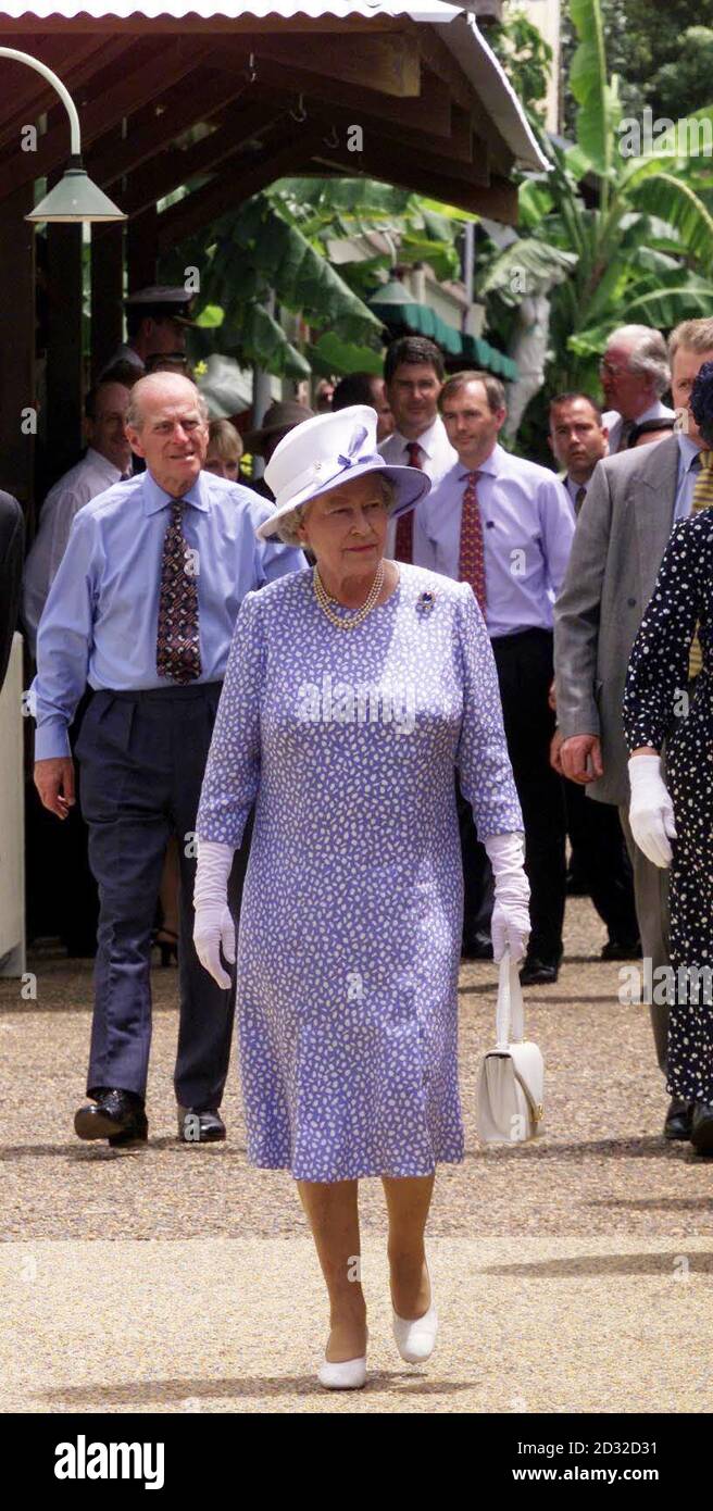 Royal queen elizabeth ii principe philip queen2000s immagini e ...
