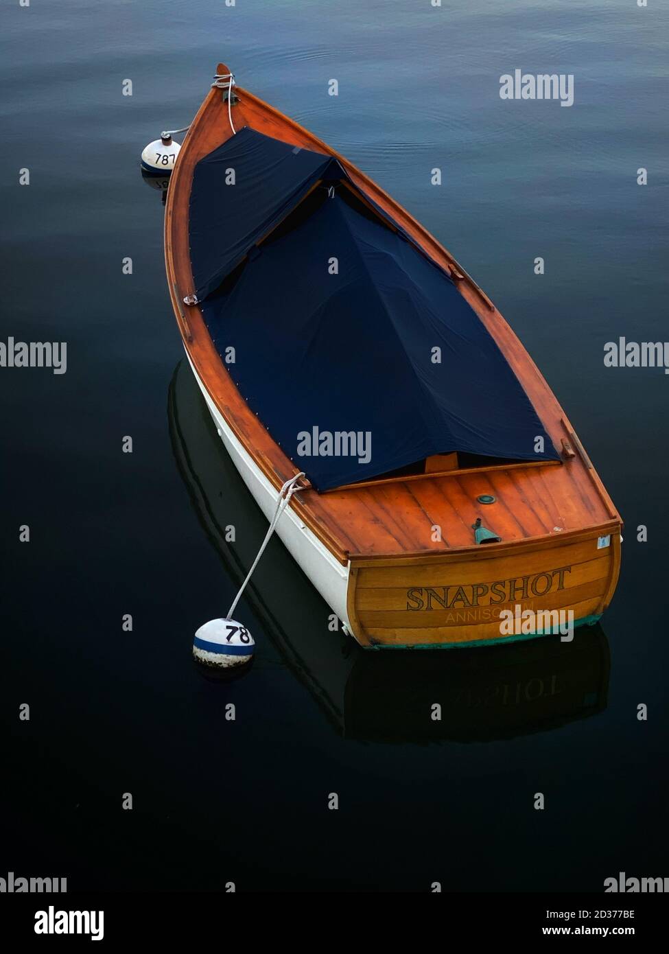 Motoscafo classico in legno immagini e fotografie stock ad alta ...