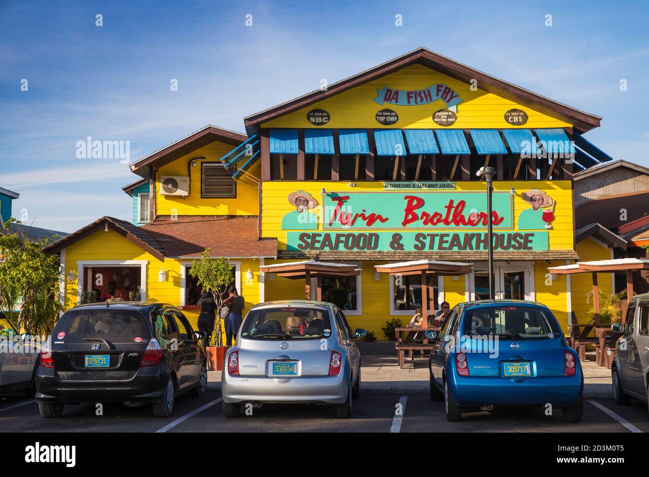 Caraibi, Bahamas, Providence Island, Nassau, Arawak Cay, da Fish Fry ...