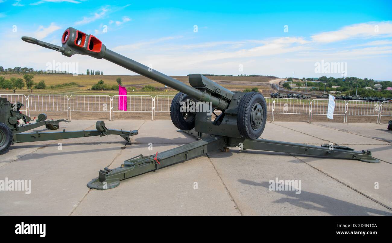 D 30 122 mm howitzer immagini e fotografie stock ad alta risoluzione ...
