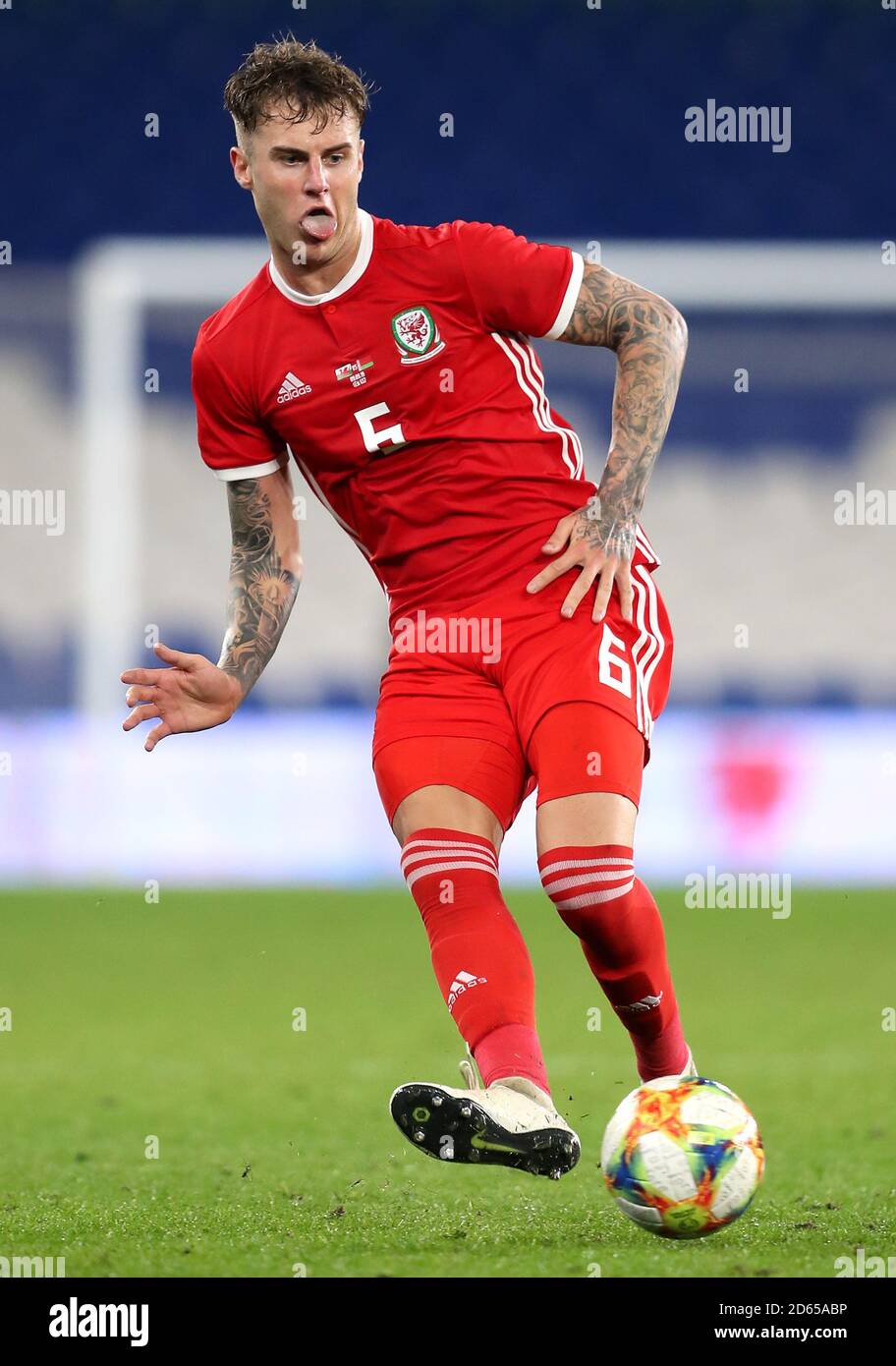 Chris mepham calcio immagini e fotografie stock ad alta risoluzione - Alamy
