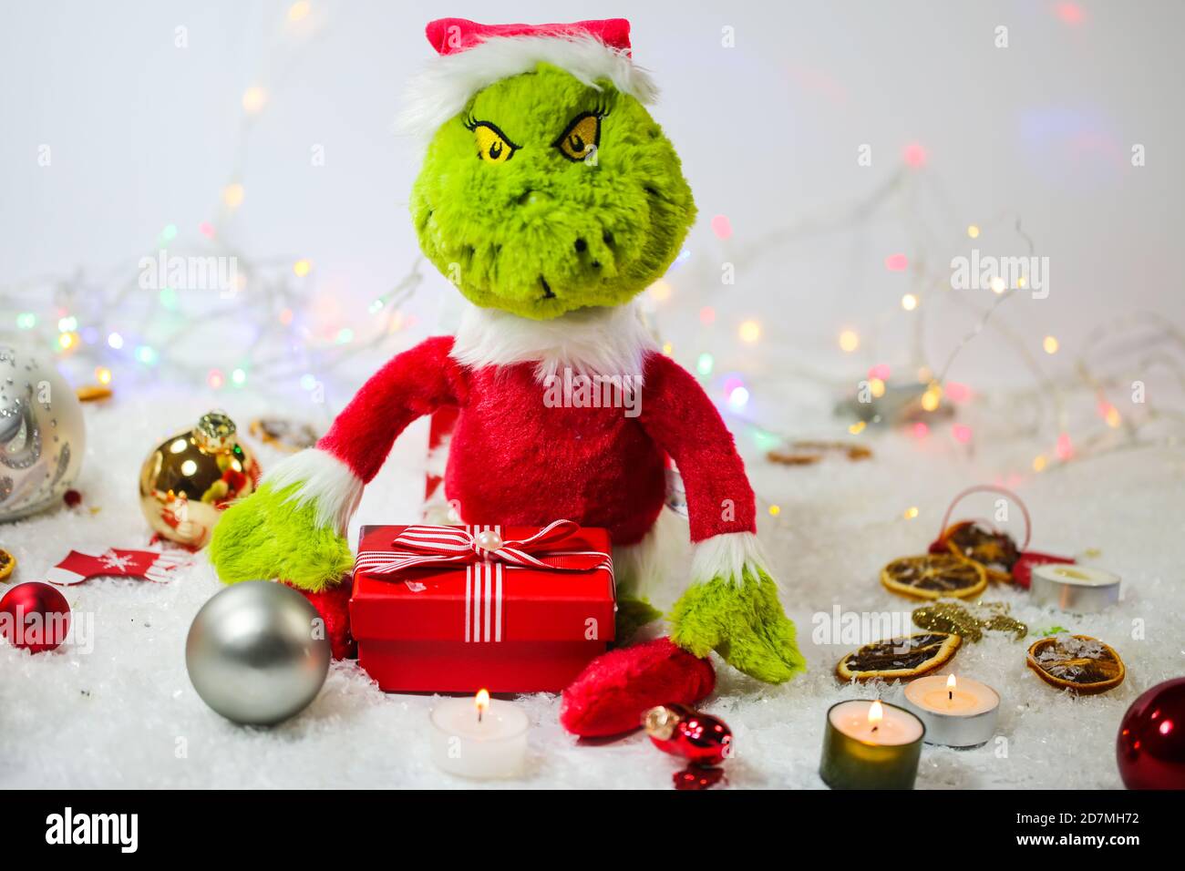 Albero del grinch immagini e fotografie stock ad alta risoluzione - Alamy