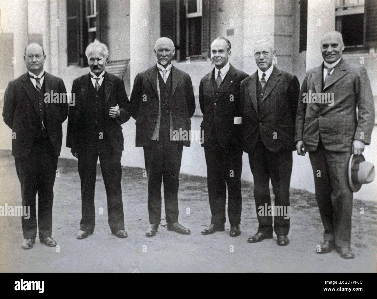 Storia del Sud Africa: DF Malan; CJ Langenhoven; Jan Smuts; Hendrik ...