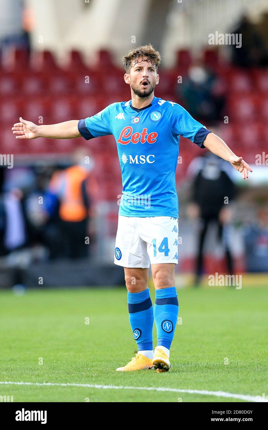 Mertens di ssc napoli gesti immagini e fotografie stock ad alta ...